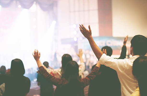5 Biblical Reasons to Attend Church