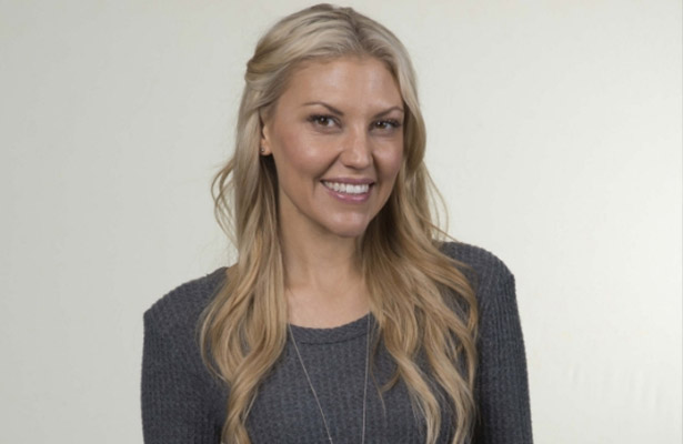 Logan White Actress Logan Browning Signed Autographed 8x10 Photo DEAR