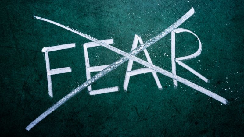 7 Bible Verses to Help You Fight Fear Amid Chaos